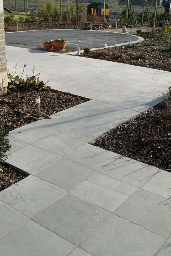 Une multitude de formats et finitions en pierre bleue belge - Globalstone